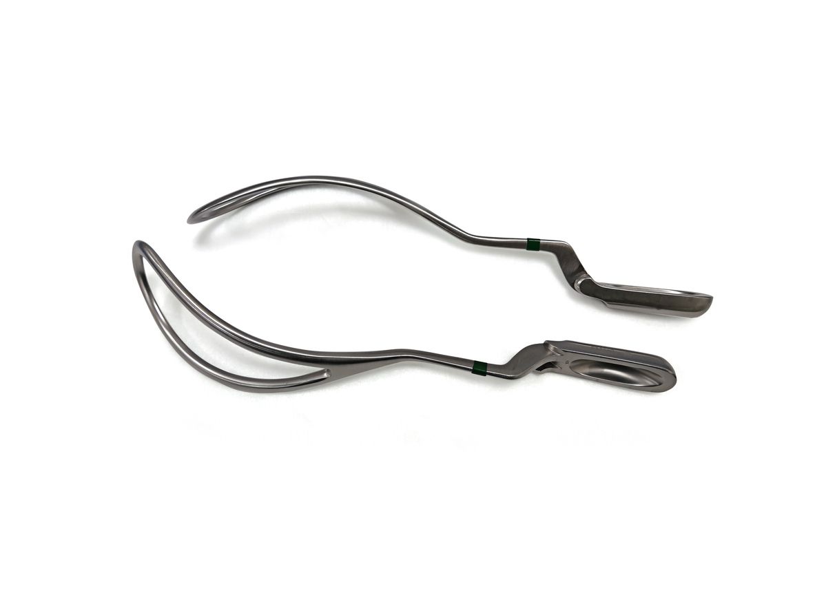 Birthing forceps store